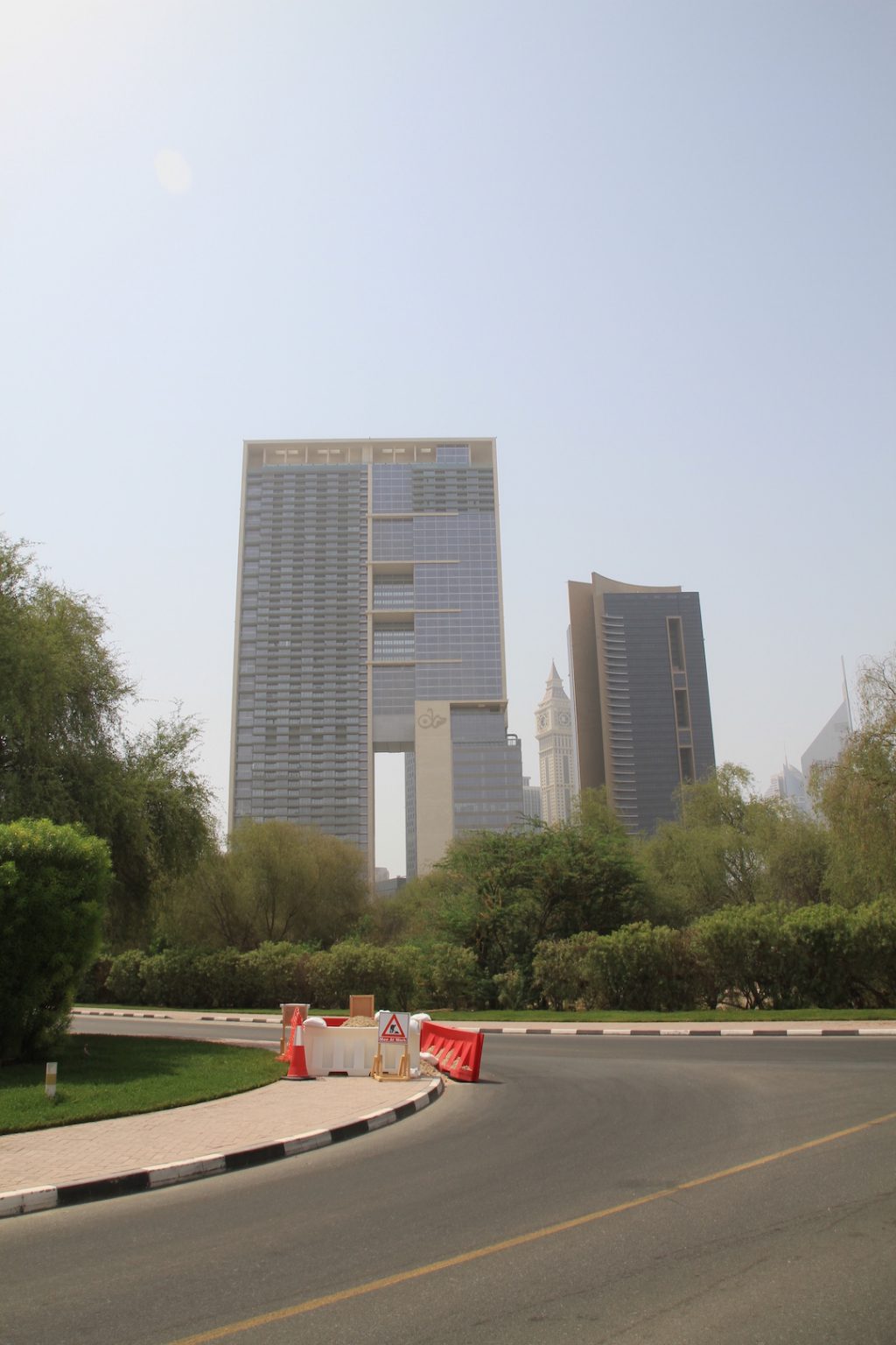 MEA - Burj Daman Tower - AluK Tim